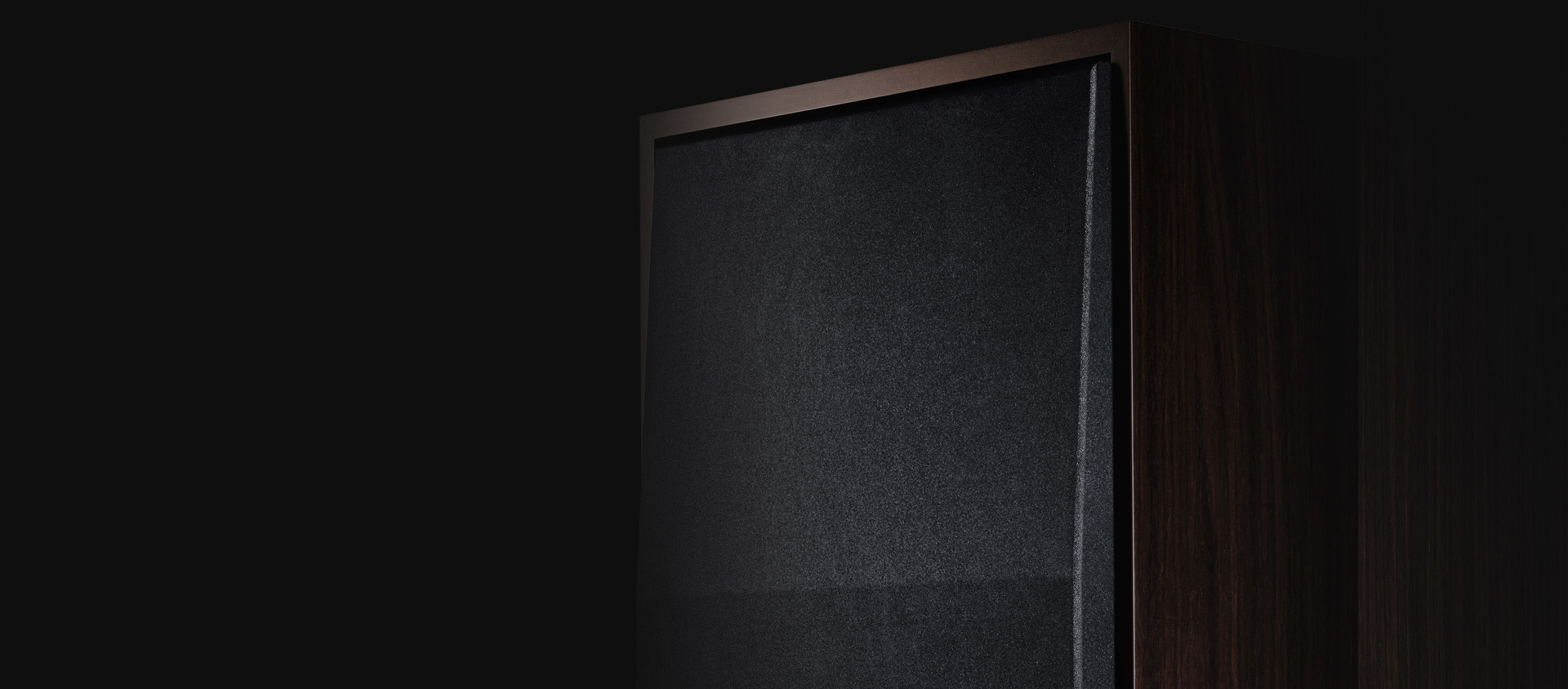 Transpuls 1500 Floorstanding Speaker | Magnat US